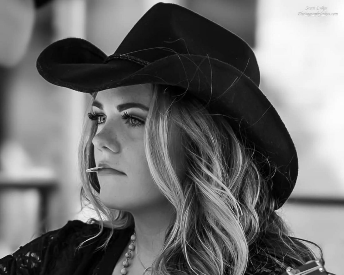 ALBUM REVIEW: Sydney Adams Unleashes Her Debut EP ‘Always Home To Me ...